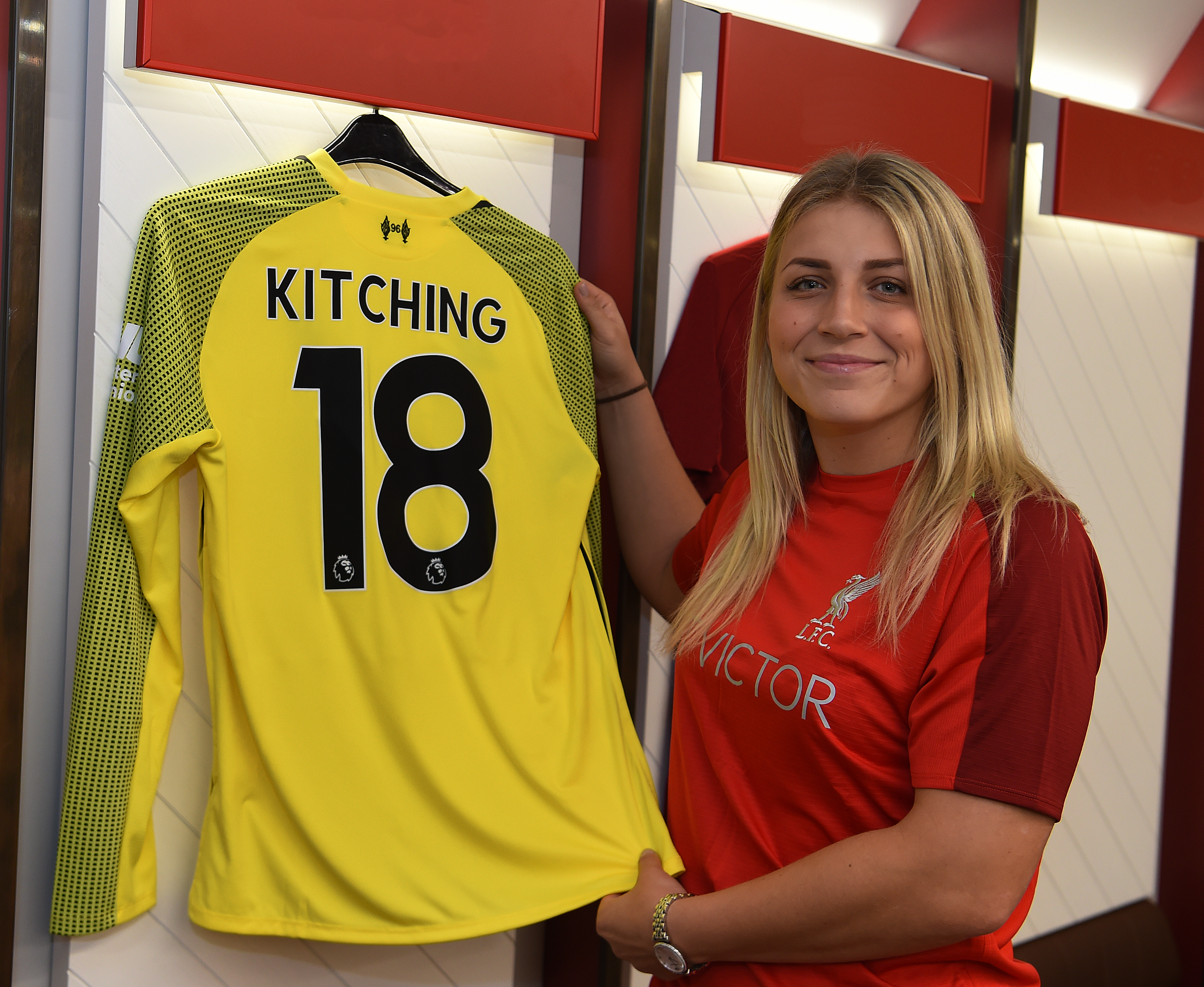 Reds sign highly rated ‘keeper Fran Kitching from Sheffield ...